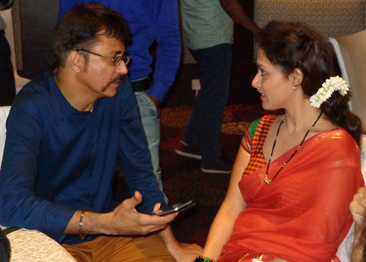 इंटरव्यू : फिल्म इंडस्ट्री में स्ट्रगल कभी खत्म नहीं होता-मंजरी फड़नीस ...