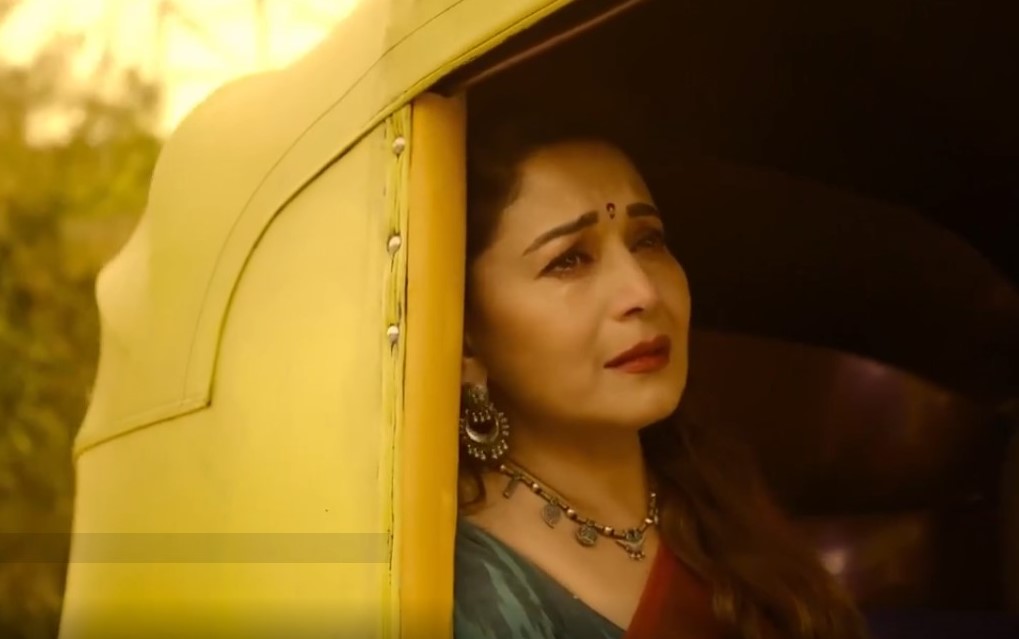 रिव्यू-हर ‘केम छो’ का जवाब ‘मजा मा’ नहीं होता – Cine Yatra