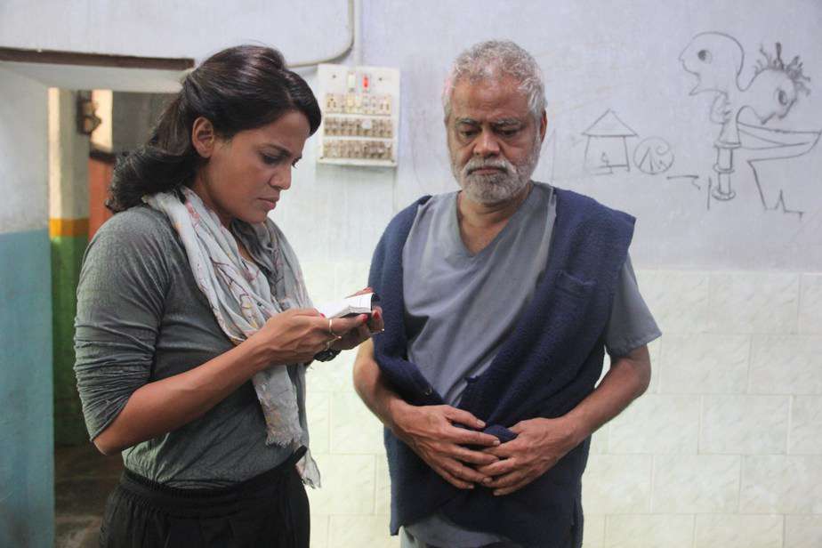 रिव्यू-जूझने पर मजबूर करती ‘राक्खोश’ – Cine Yatra